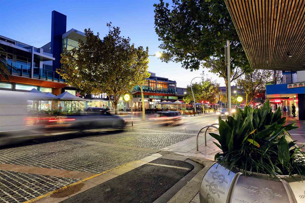 Roads, paths and drains - Frankston City Council